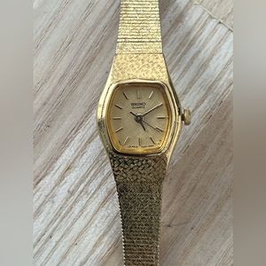 Seiko | Accessories | Seiko Ladies Watch Vintage Gold Tone Dial Bracelet Hands Markers Beautiful ...